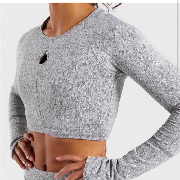 Gymshark | Tops | Nwt Gymshark Fleur Texture Long Sleeve Workout Crop ...
